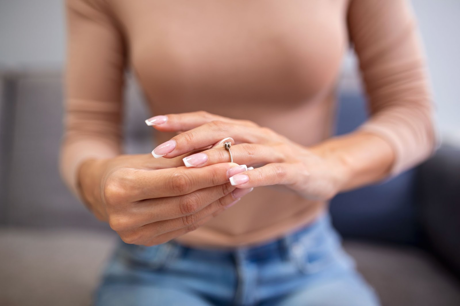 Wedding Ring Rash: Tips & Solutions